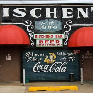 Eischen's Bar | TravelOK.com - Oklahoma's Official Travel & Tourism Site