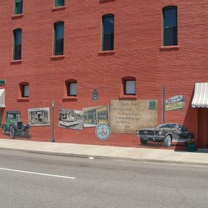 El Reno Postcard Mural | TravelOK.com - Oklahoma's Official Travel ...