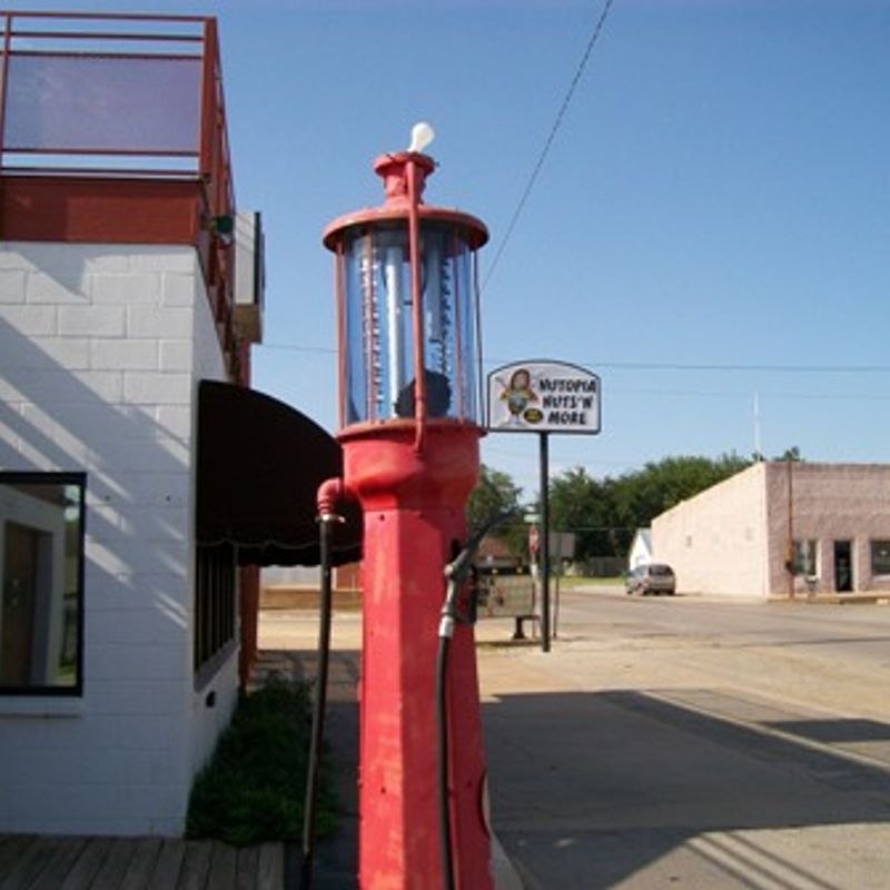 Deer Creek Market & Nutopia | TravelOK.com - Oklahoma's Official Travel ...