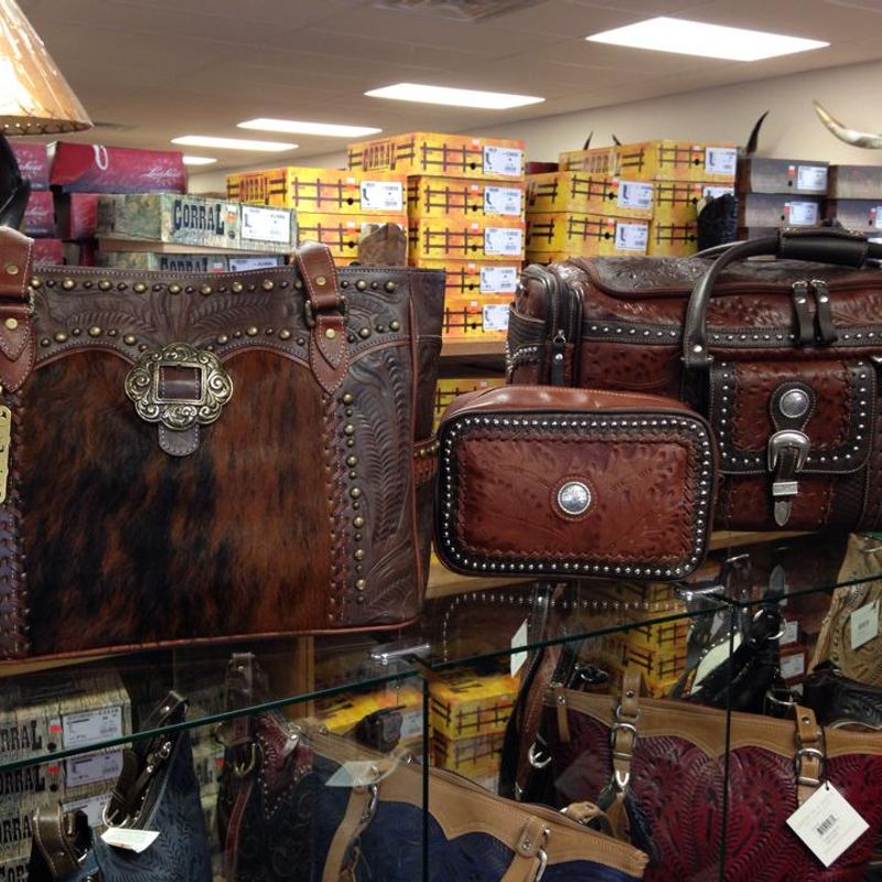 Cherokee Trading Post & Boot Outlet | TravelOK.com - Oklahoma's ...