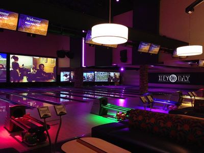 HeyDay Entertainment | TravelOK.com - Oklahoma's Official Travel ...