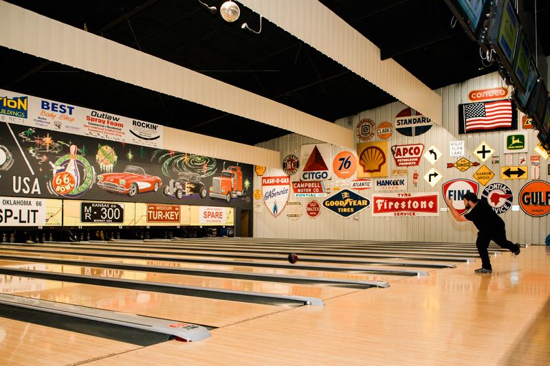 Oklahoma's Midpoint Corridor: An Iconic Stretch of Route 66 | TravelOK ...