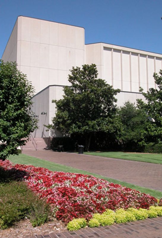 Tulsa Performing Arts Center | TravelOK.com - Oklahoma's Official ...