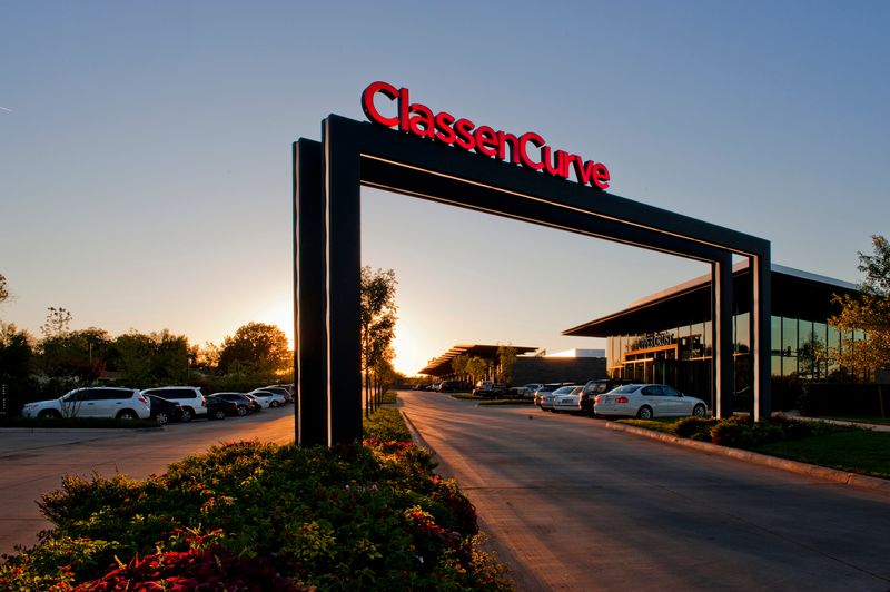 Classen Curve | TravelOK.com - Oklahoma's Official Travel & Tourism Site