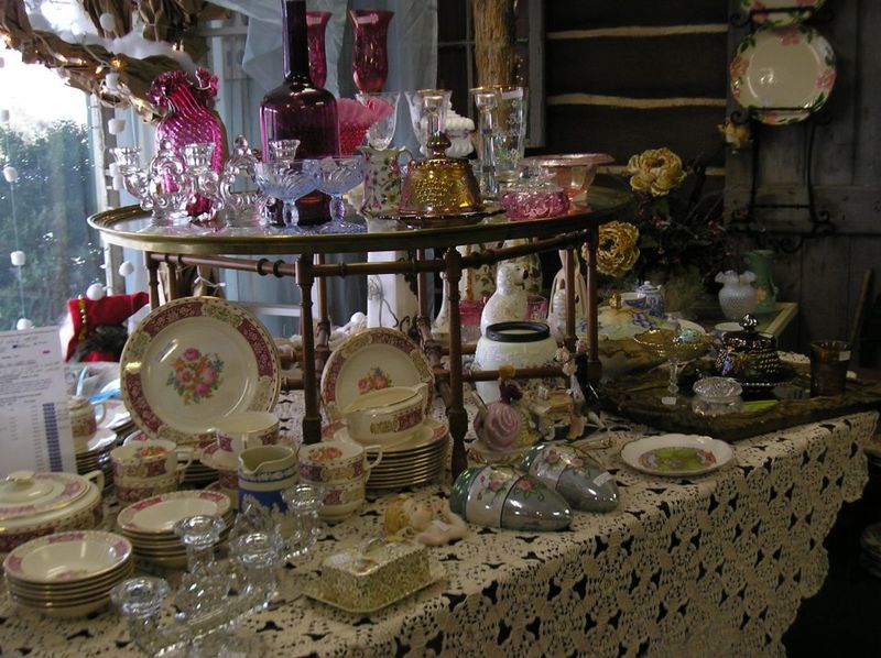 Linger Longer Antiques & Old-Fashioned Soda Fountain | TravelOK.com ...