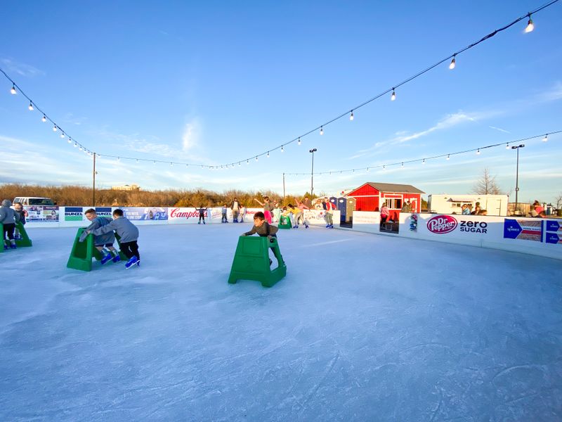 Crest on Ice | TravelOK.com - Oklahoma's Official Travel & Tourism Site
